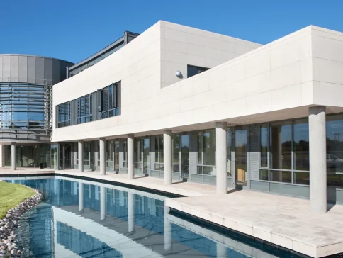 Home - YVR Building Maintenance Group Ltd